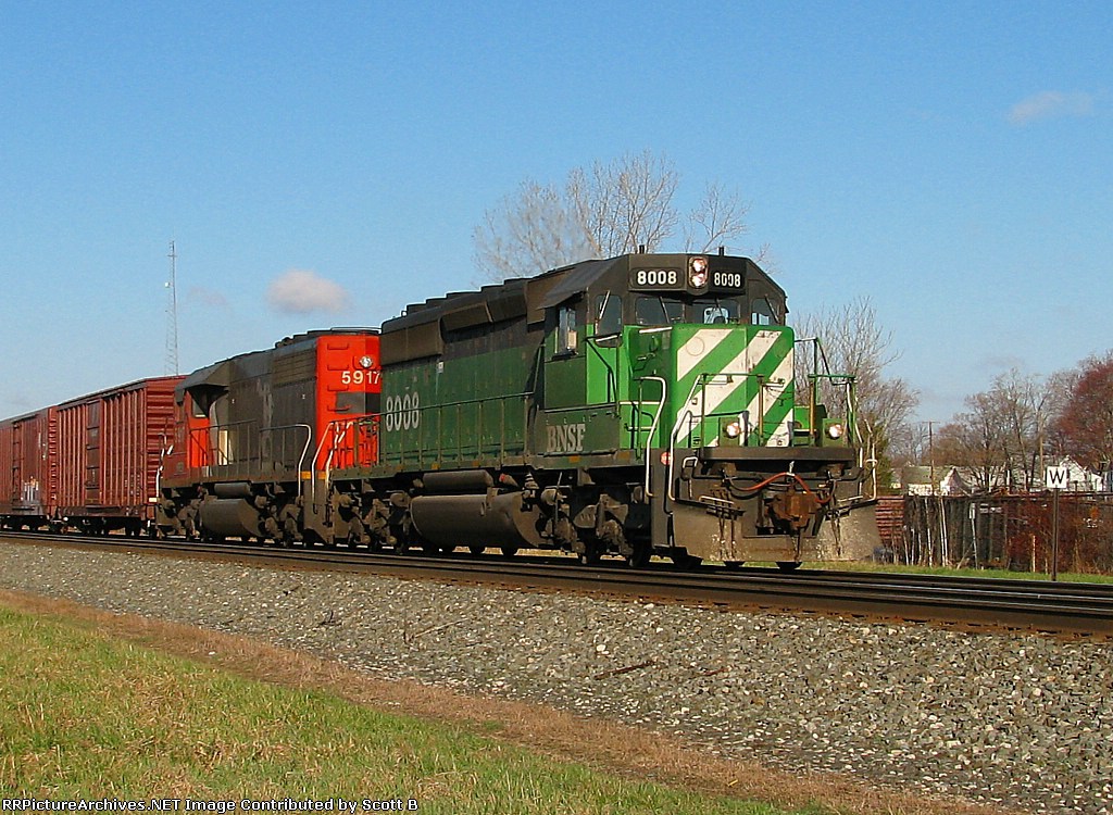 BNSF 8008 NS 10R with mixed power